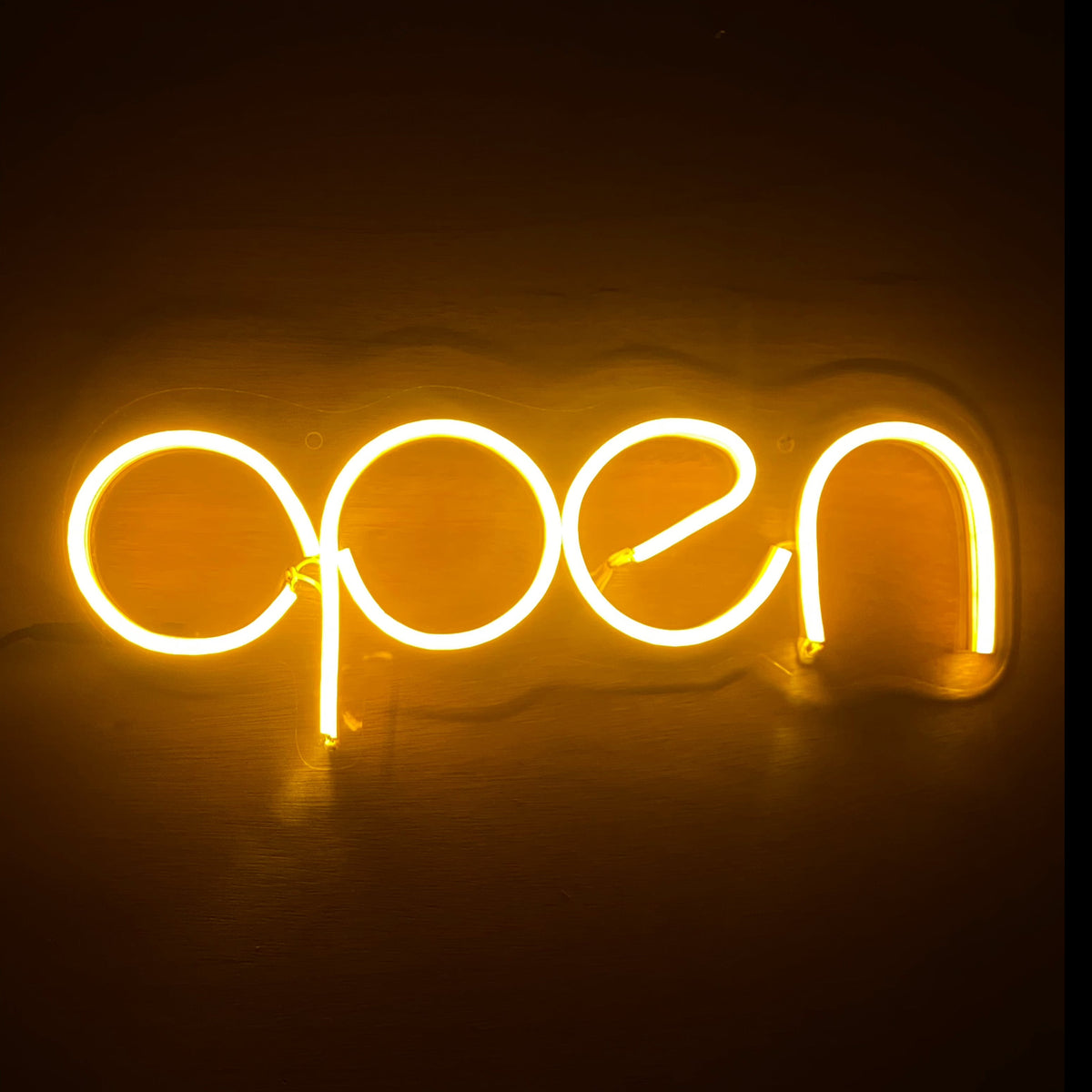 Letrero Led Neón con la Palabra Open en Luz Ámbar – La Bombilla Iluminacion